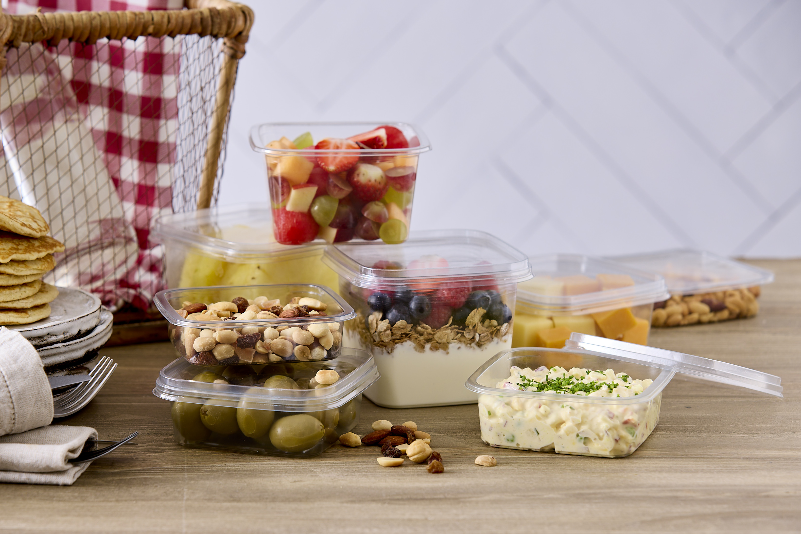 APET Plastic: Benefits & Circular Packaging Solutions | Plus Pack